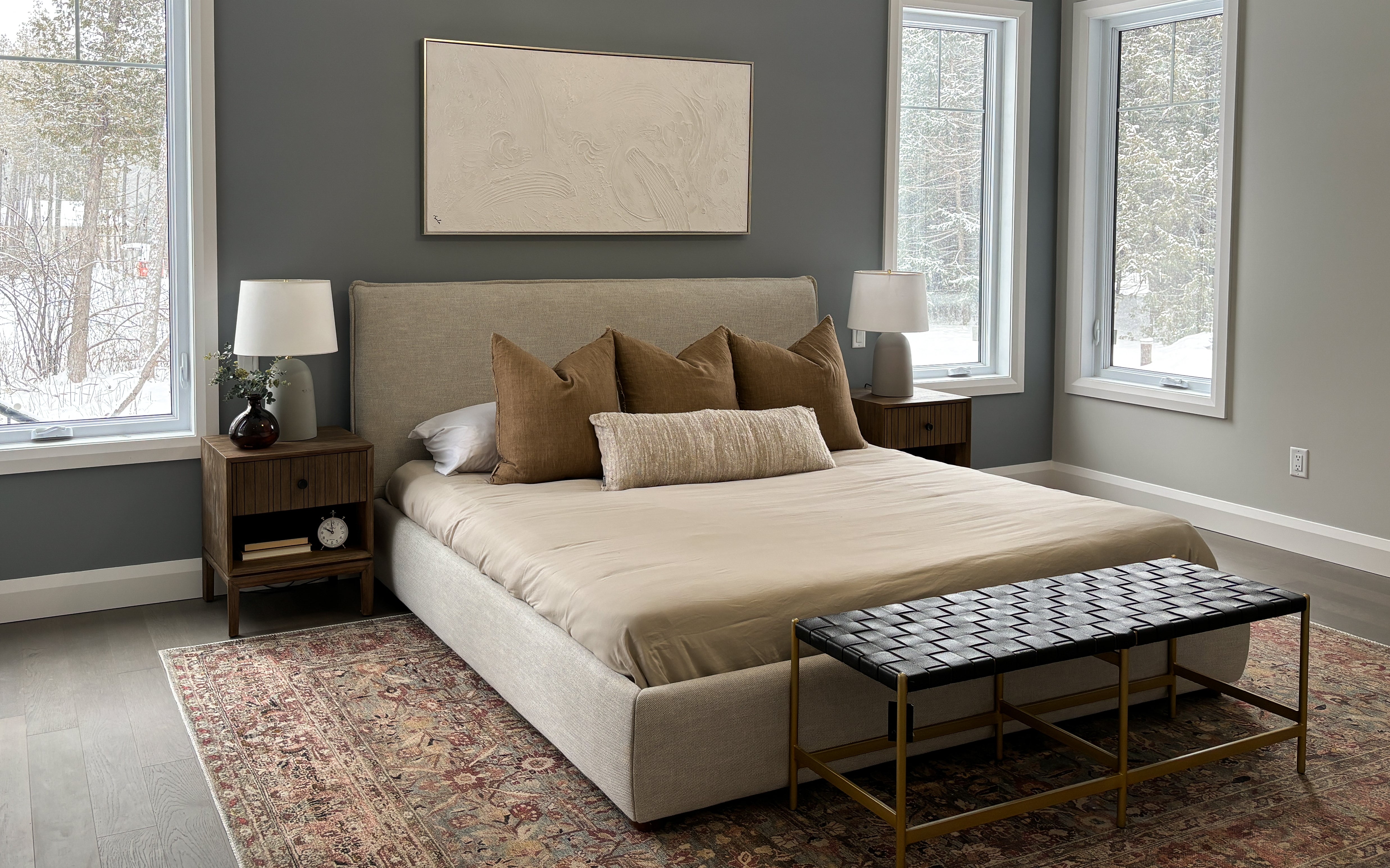 Expert Guide to Styling a Luxurious Bed - Dala Decor