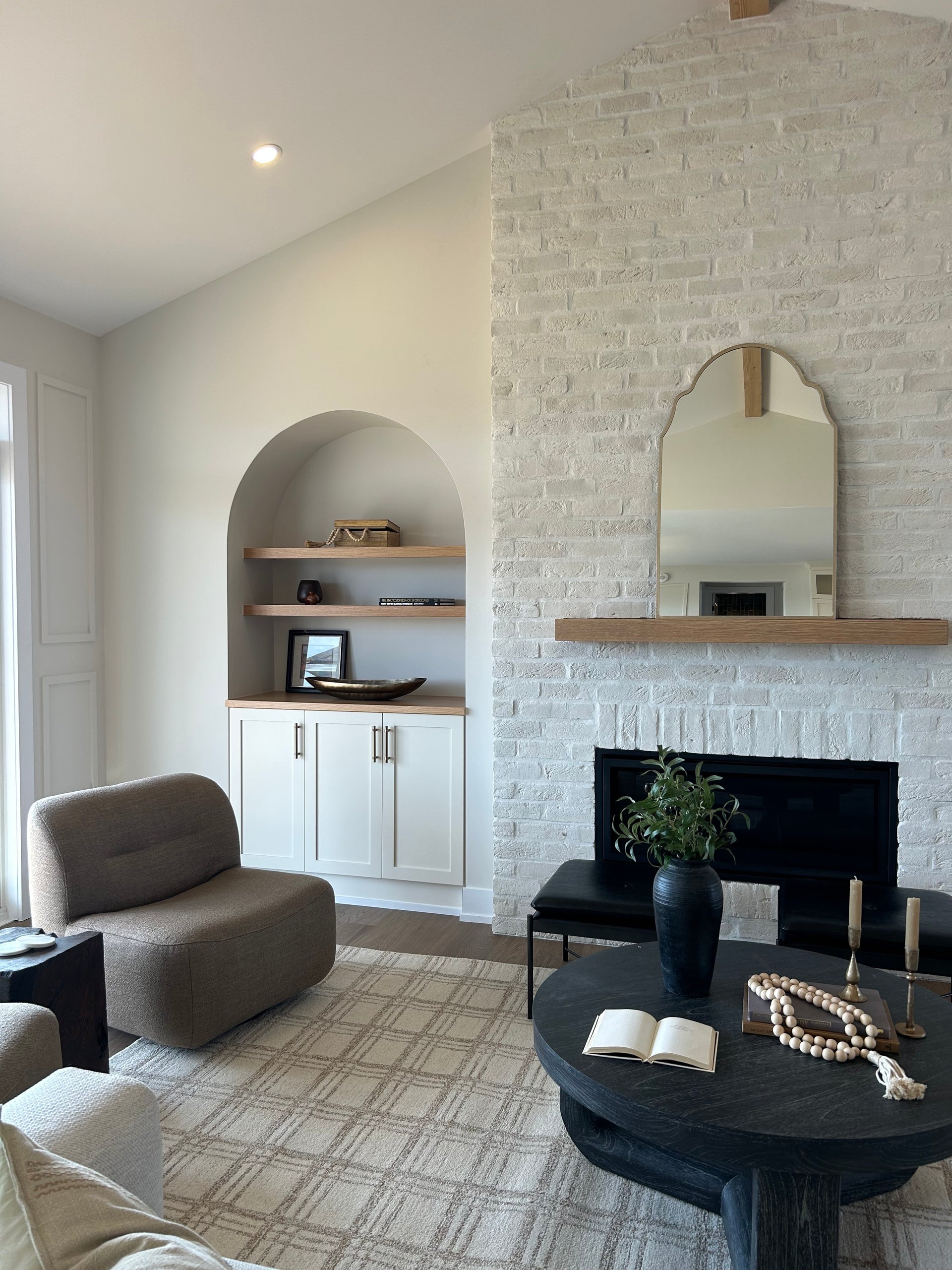 Premium Staging Service - Ottawa Home Stagers - Dala Decor