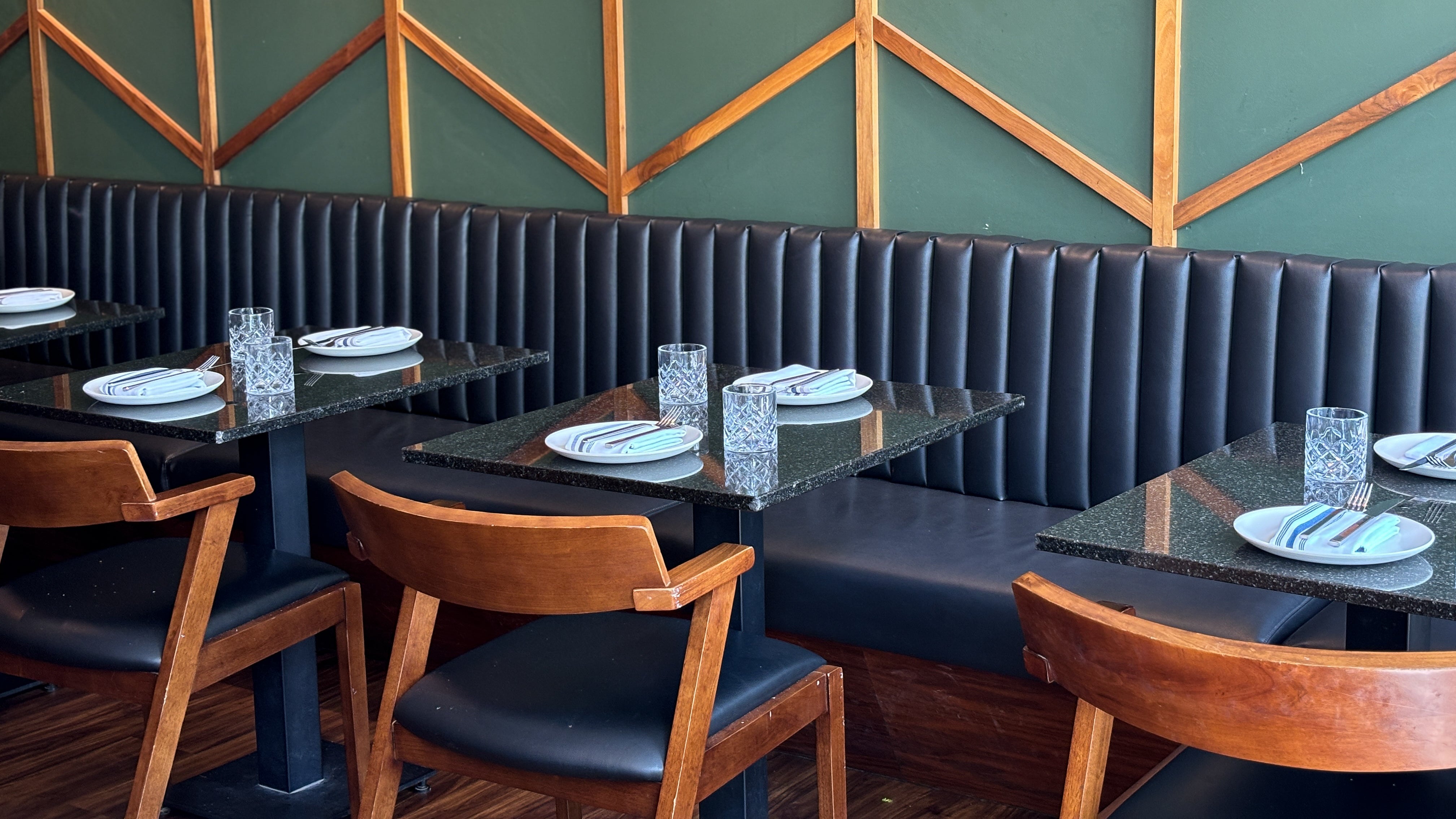 Commercial Tops – Dala Decor