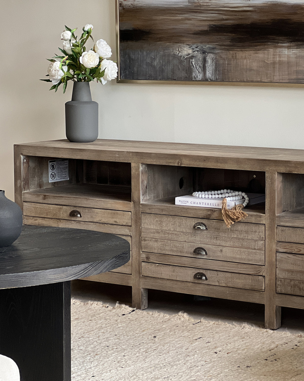 Luxury Furniture Store Ottawa - Visit Our Showroom - Dala Decor