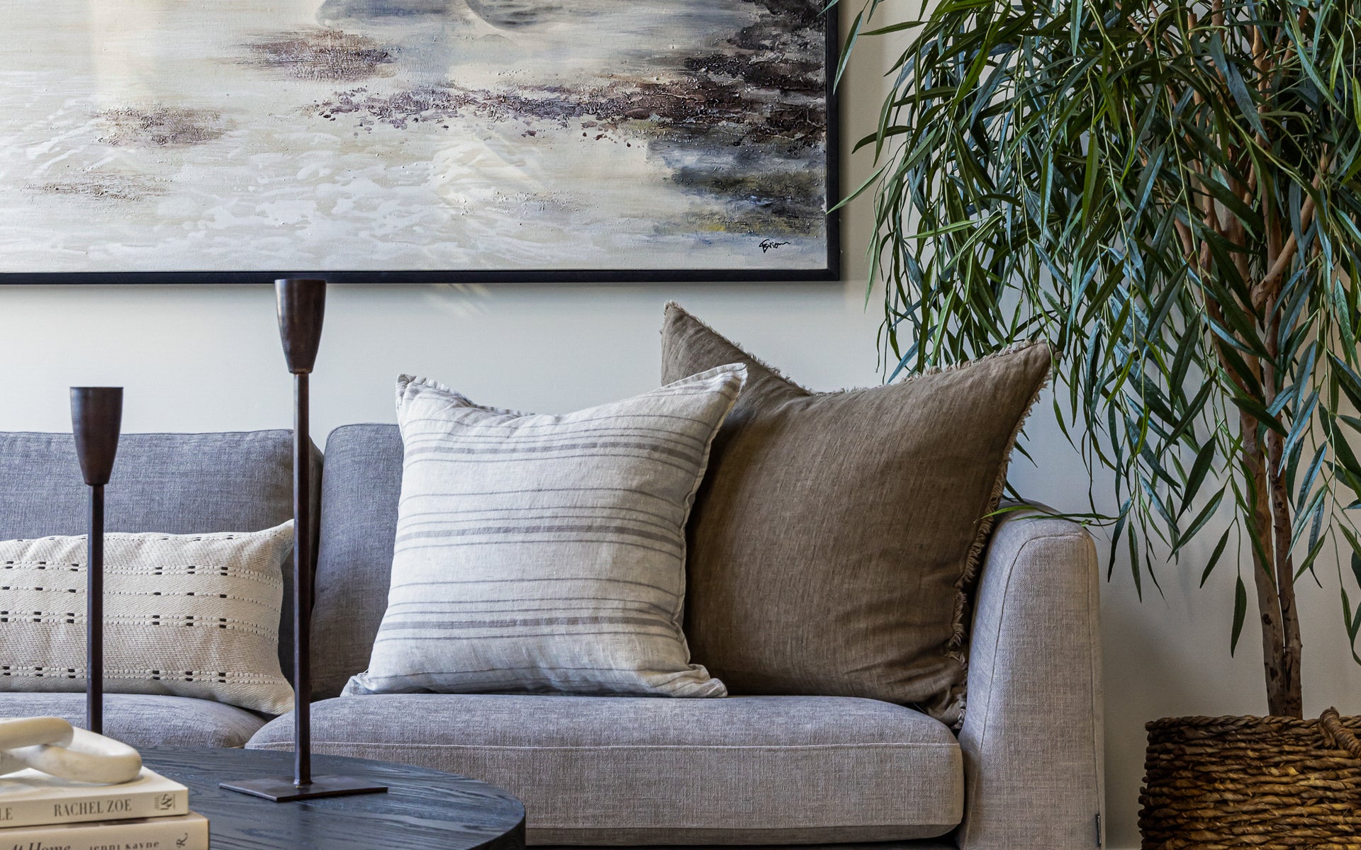 About Us - Dala Decor